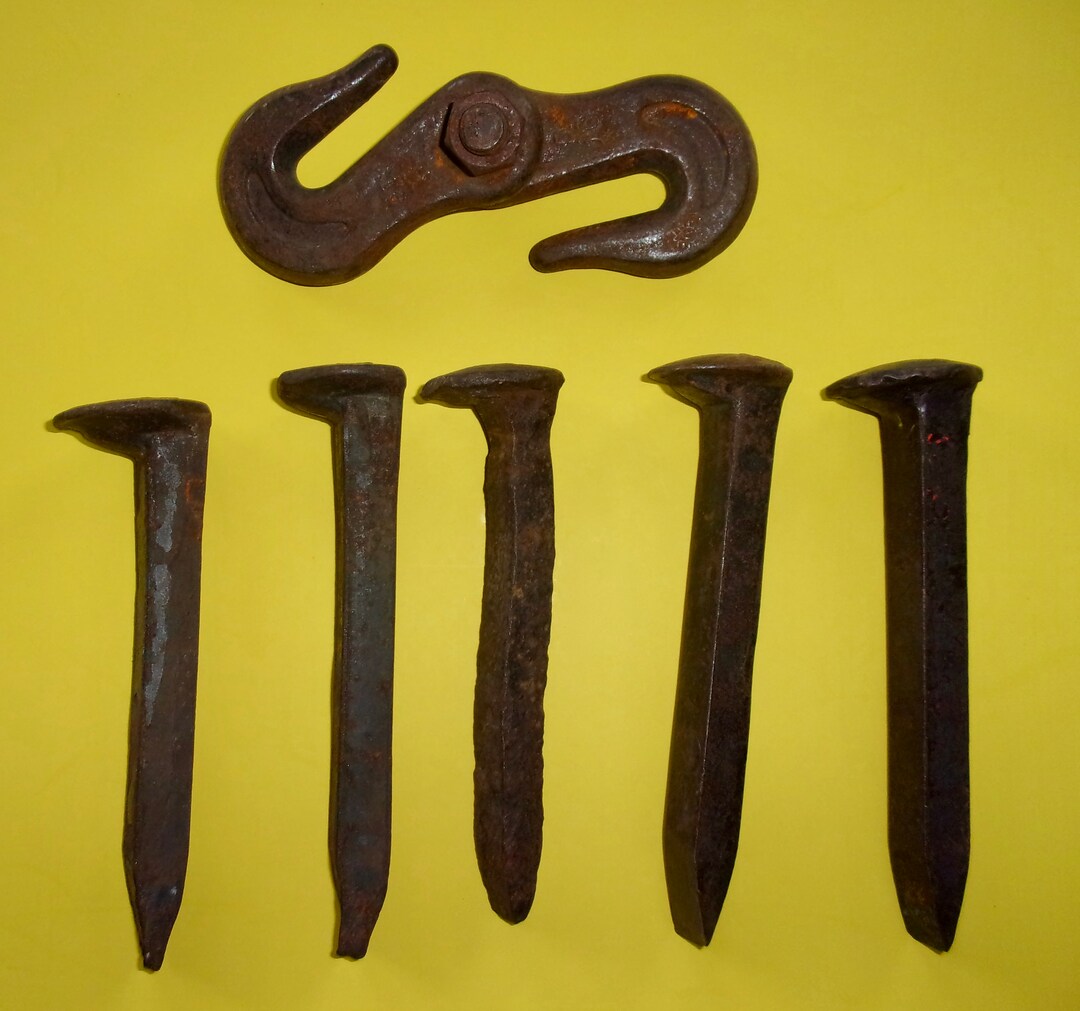 DOUBLE Grab Hooks Interlocking Moveable + Lot 5 Railroad Spikes Vintage ...