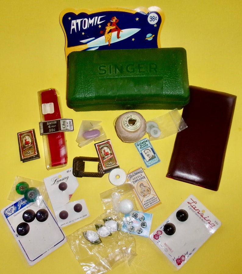 SINGER BUTTON HOLER Attachment Vintage Assorted Sewing Notions - Etsy