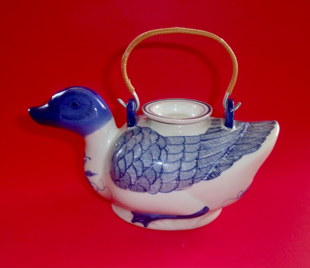BLUE MALLARD TEAPOT White Vintage China Metal Bamboo Handle Hand ...