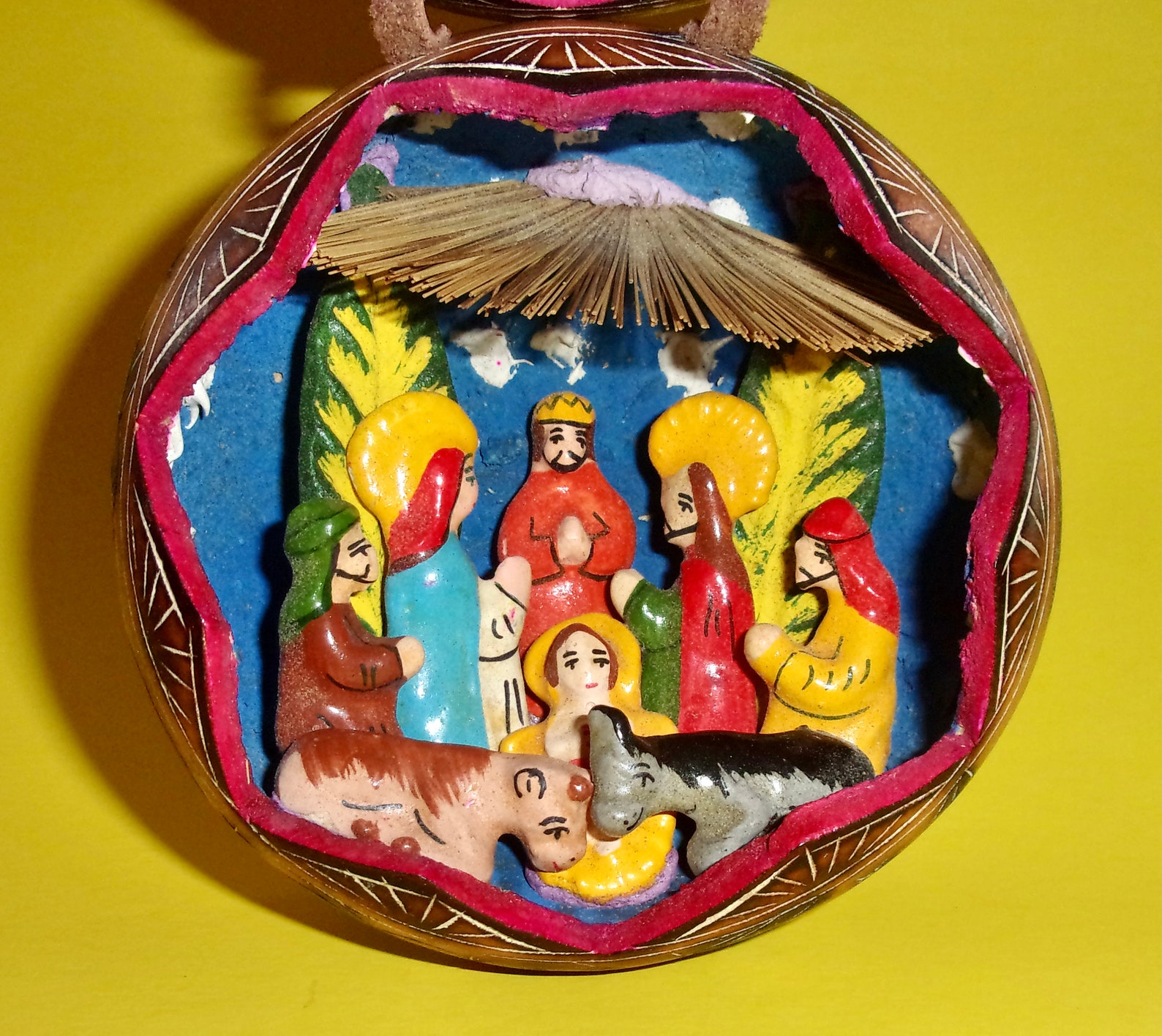 NATIVITY GOURD PERU Carved Vintage Peruvian Handmade Manger Mary Joseph ...