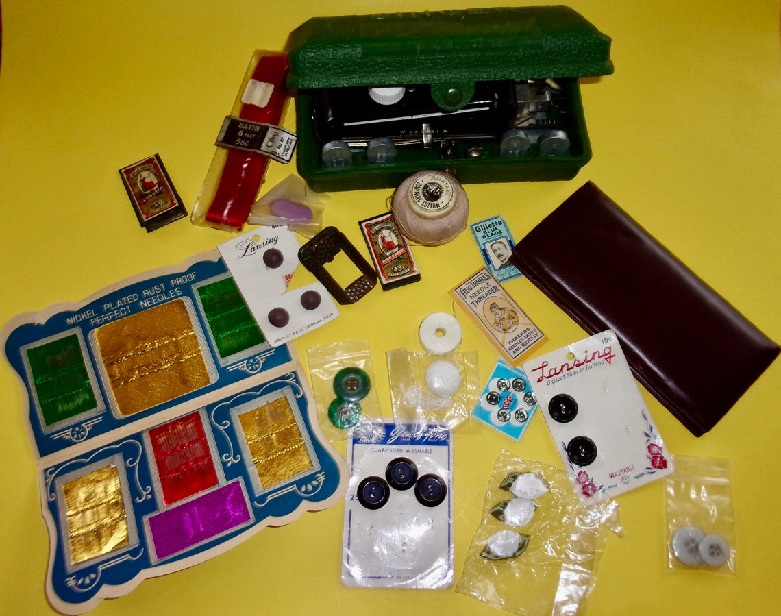 SINGER BUTTON HOLER Attachment Vintage Assorted Sewing Notions - Etsy