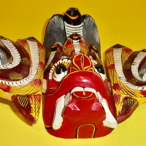 NAGA RAKSHA MASK Vintage Carved Light Weight Wood Bulging Eyes Snake ...