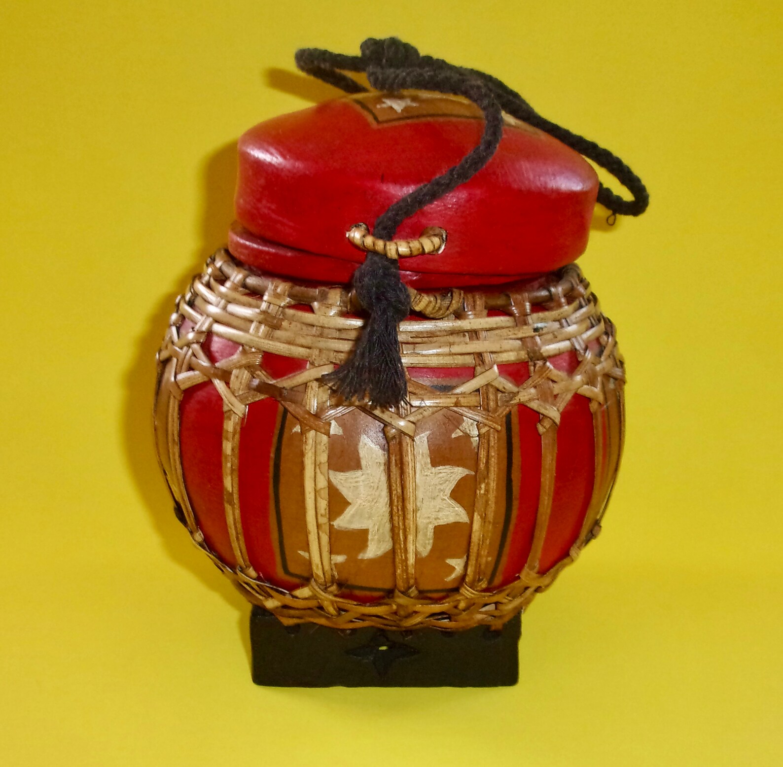 Vintage THAI RICE BUCKET Red Lacquer Over Woven Basket Wood Base Rim ...