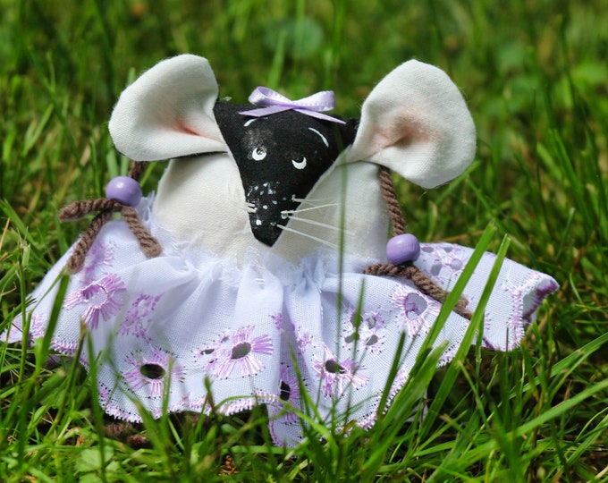 Cloth Doll Mouse Girl Little Rat Art Doll Primitive Mice Soft Sculpture ...
