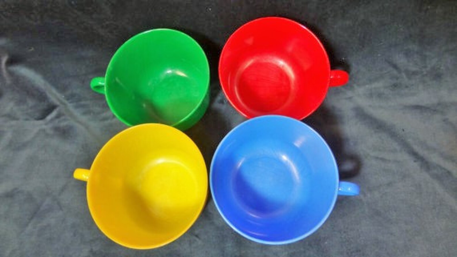 FOUR 4 Plastex Cups - Etsy