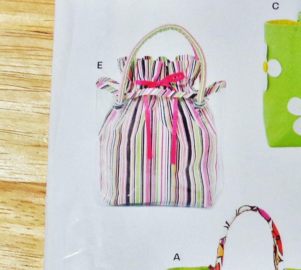UNCUT 6467 NEW Look EASY Bag Pattern 2005 | Etsy