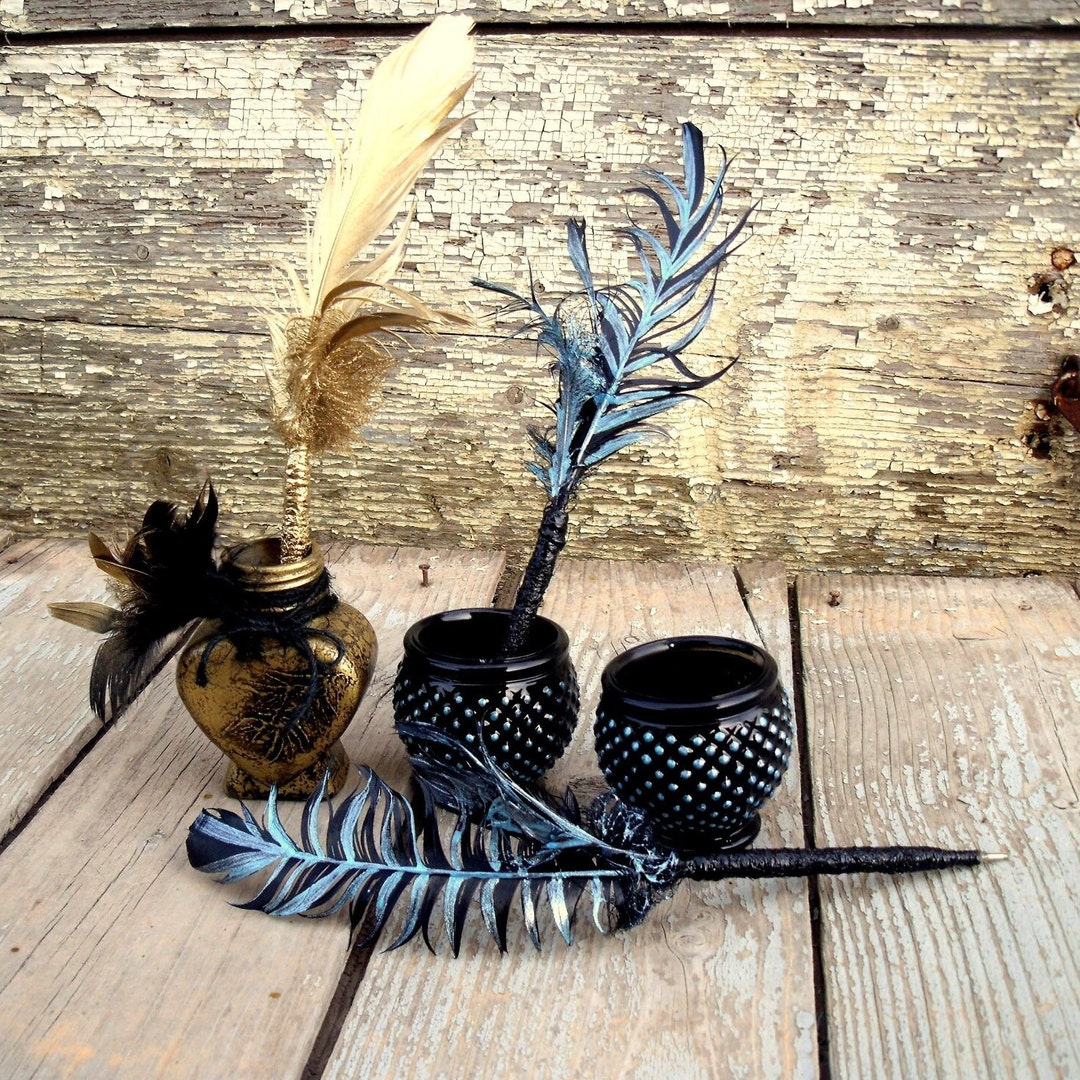 Feather Quill Pen & Ink Pot Black Blue Golden Gothic Splendor Wedding ...