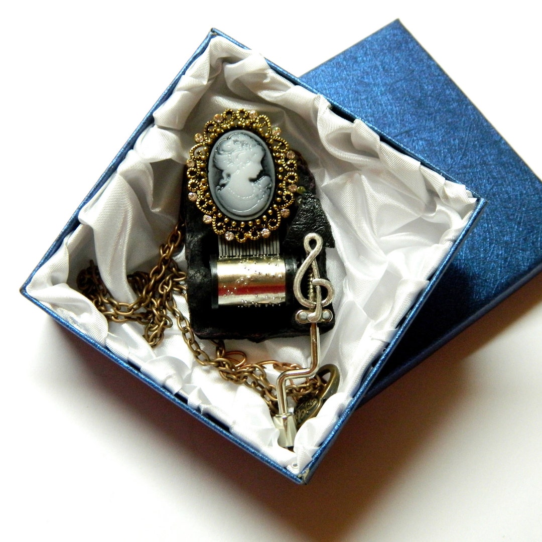 Music Box Necklace Fur Elise Jewelry White Cameo, Frame With Crystals ...