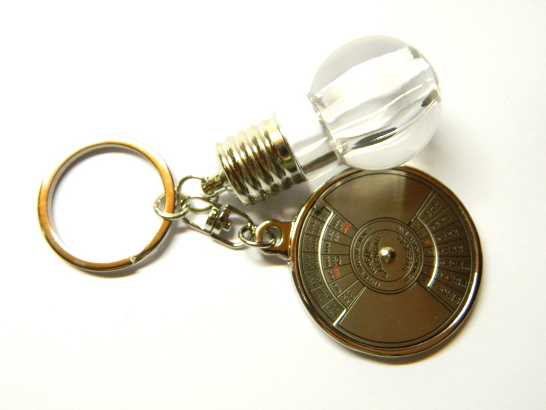 50-year Calendar Keychain Light Bulb Edison Pill Box - Etsy