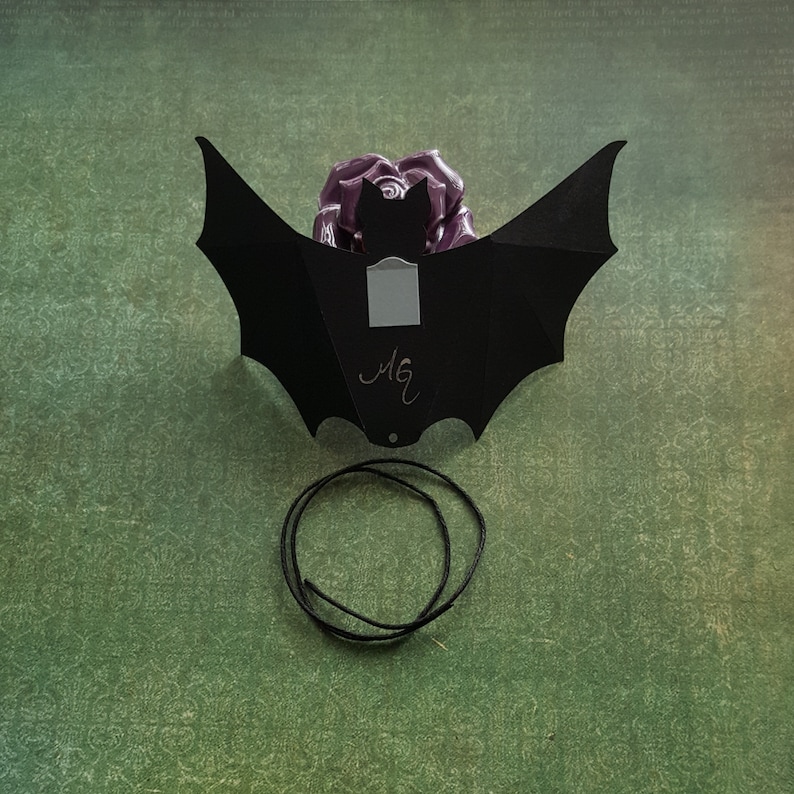 Red Bat Gift Tag - Etsy