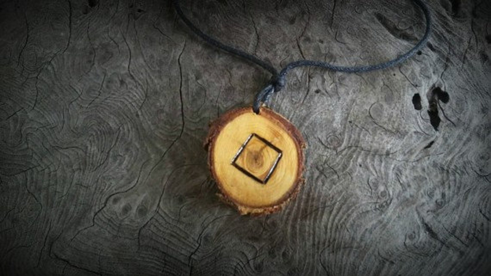 Ingwaz Rune Pendant Lucky Rune | Etsy UK