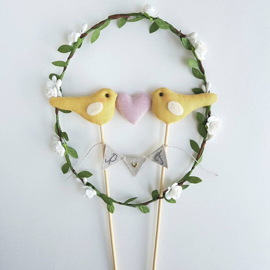 Cute Love Birds Cake Topper With Pink Heart Citrus Yellow Wedding Cake ...