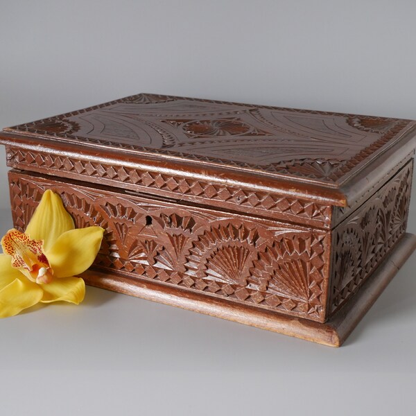 Antique Wooden Box - Etsy