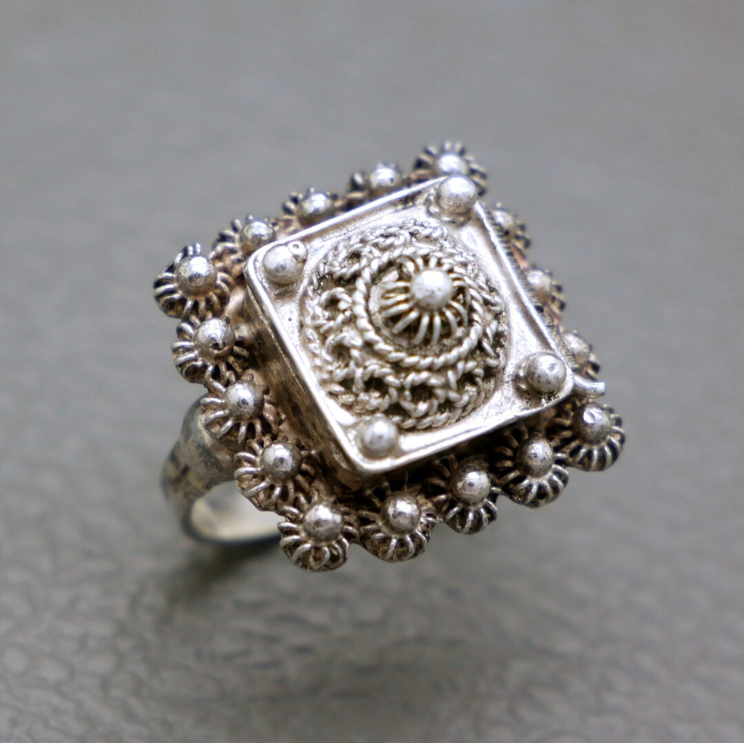 Vintage Sterling Silver Poison Ring With Square Shaped Pill Box Size 5 ...