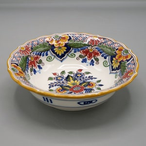 Makkum Small Serving Bowl D15cm With Hand Painted Flower Decor - Royal ...