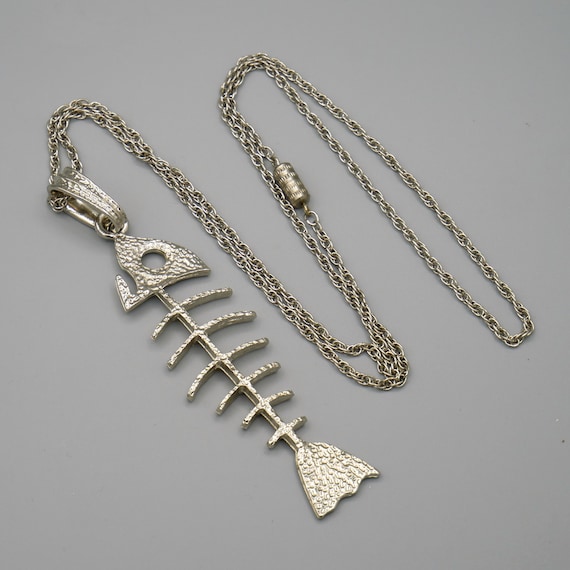 Large Vintage Fish Bone Skeleton Pendant & 28" Chain,… - Gem