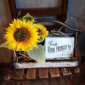 Wooden Mini Farmhouse Lemon Meringue Pie Sign - Etsy