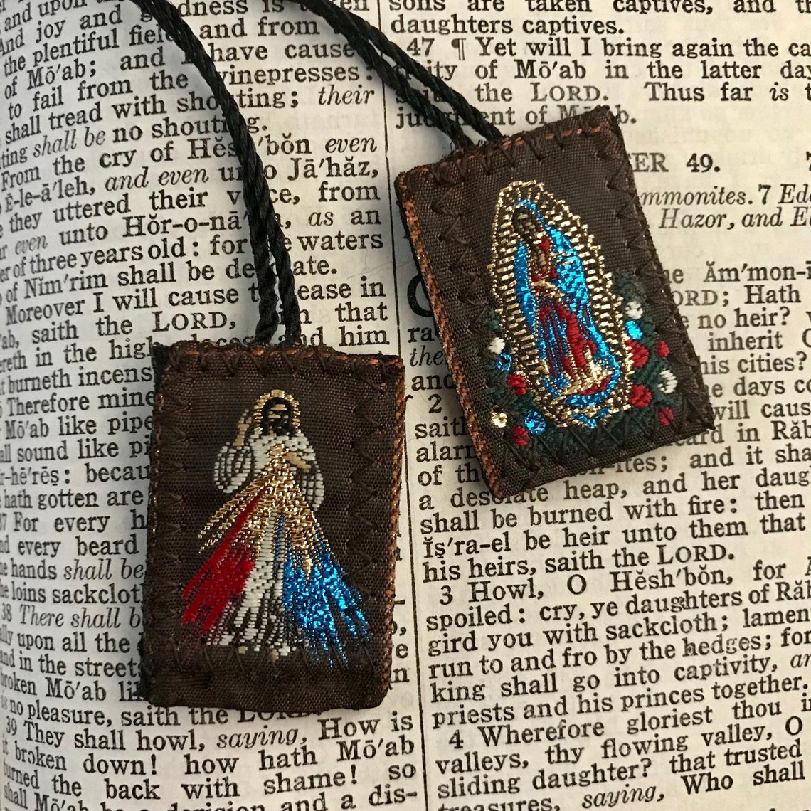 Catholic Scapular brown/blue Scapular Necklace Religious Gift - Etsy