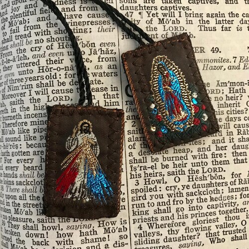 Catholic Scapular brown/blue Scapular Necklace Religious Gift - Etsy