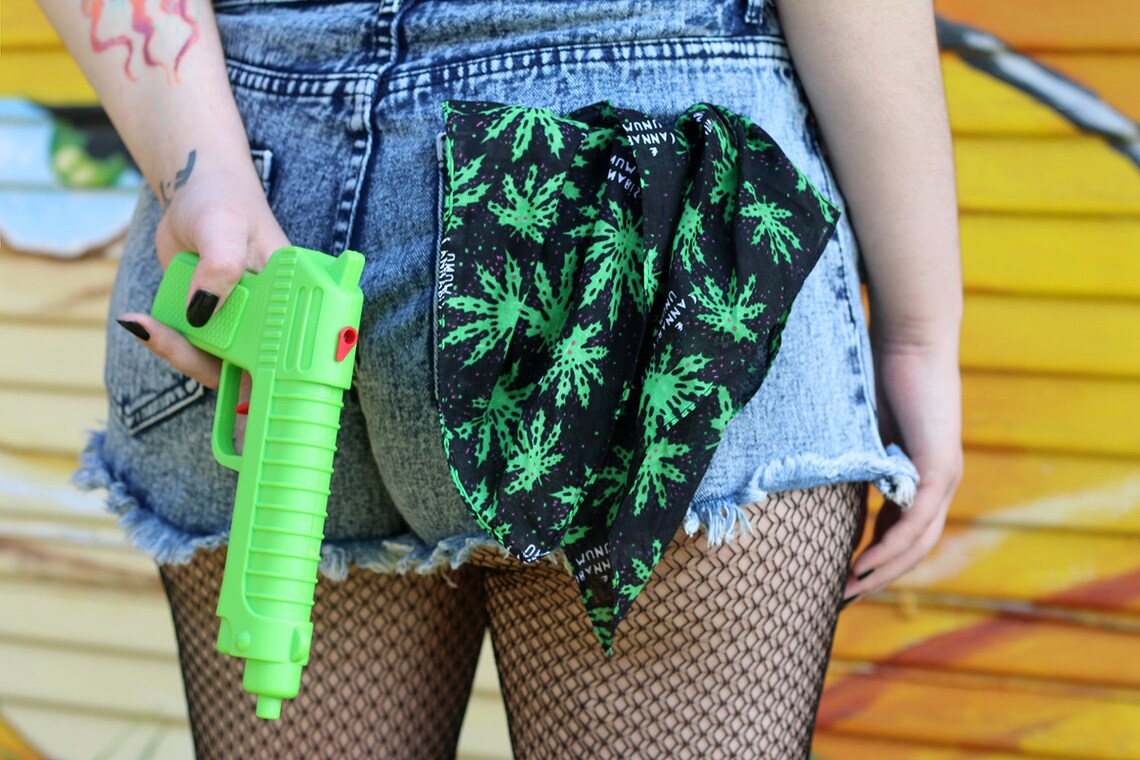 Weed Dust Mask marijuana Leaf Cannabis Bandana Scarf 420 EDM - Etsy