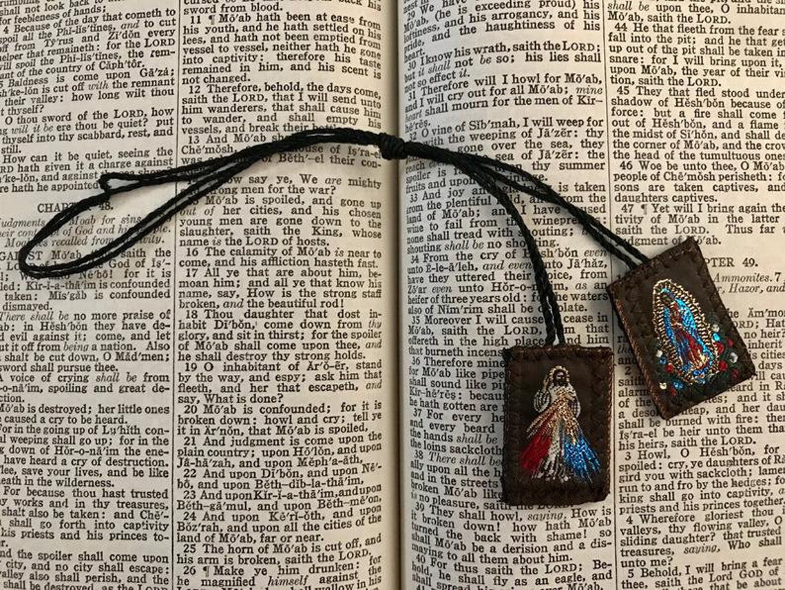 Catholic Scapular brown/blue Scapular Necklace Religious Gift - Etsy