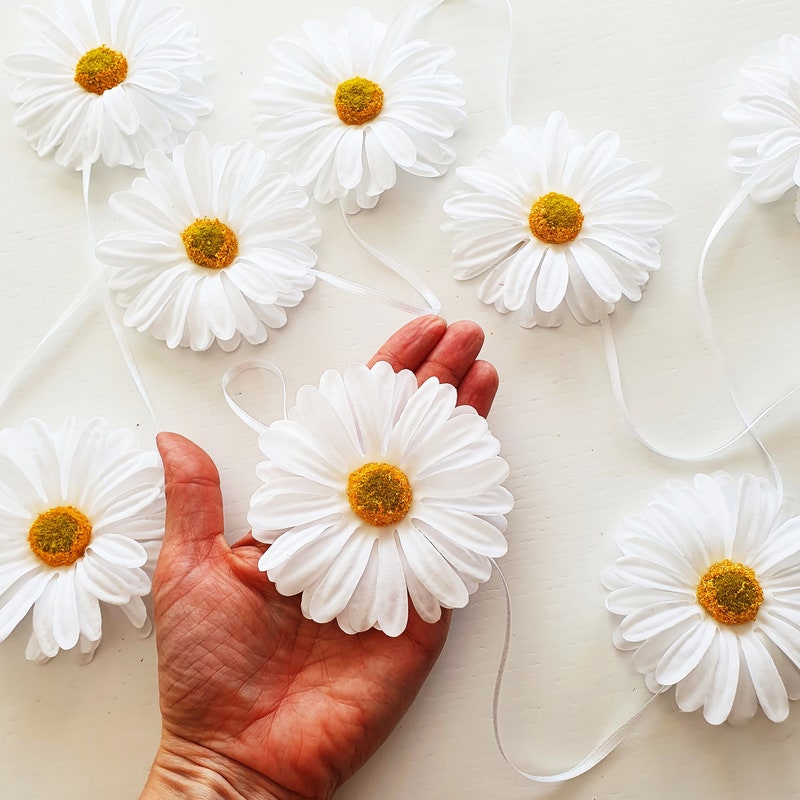 Daisy Garland - Etsy