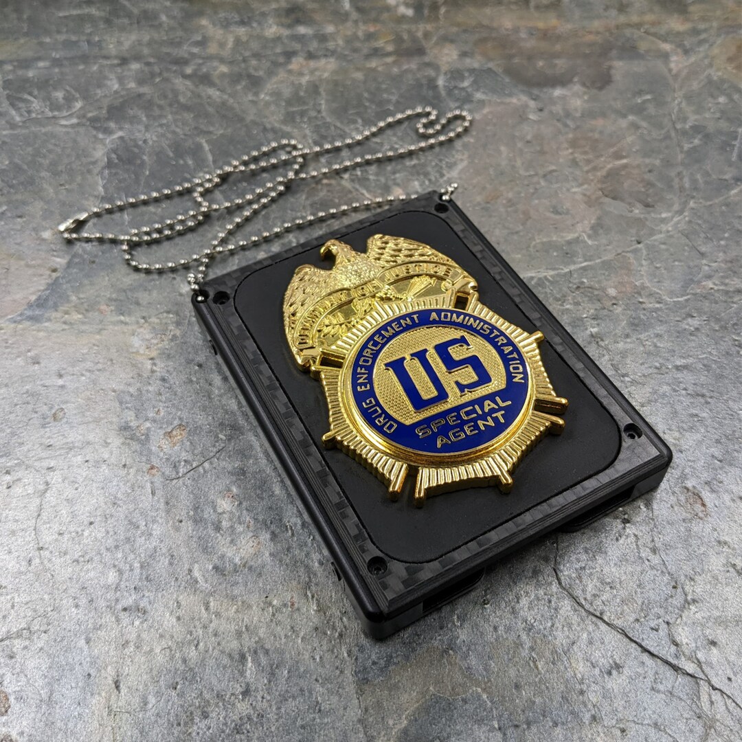 Mgear Badge Holder Gadget Wallet 3.0. Special Edition Police Law ...