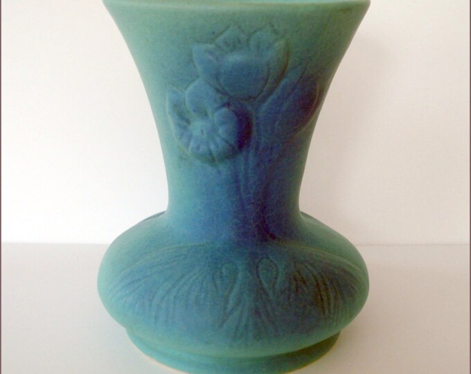 Van Briggle Tulip Vase Ming Turquoise Blue Vintage Colorado Art Pottery ...