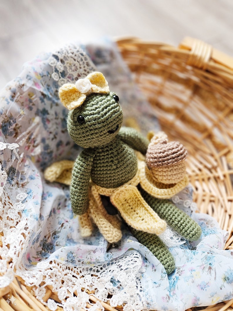 Lily Paddy the Frog Amigurumi Crochet Pattern, English PDF - Etsy