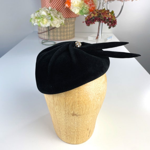 Vintage 1940s Rare Velour Dumpling Tilt Hat - 40s 50s… - Gem