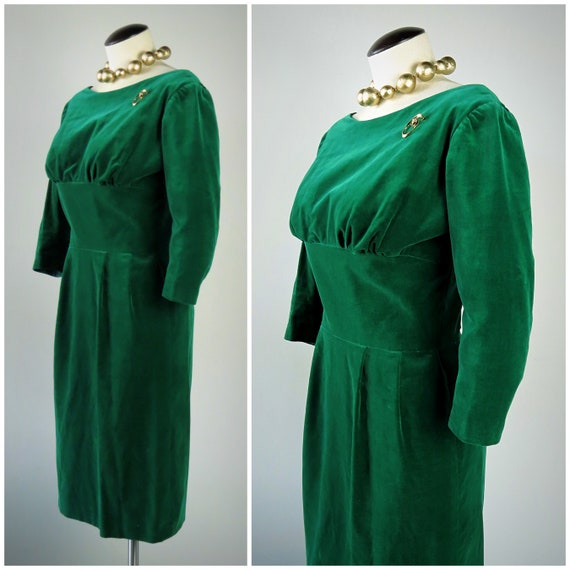 Vintage 1950s Velvet Cocktail Shelf Bust Sheath Dress… - Gem