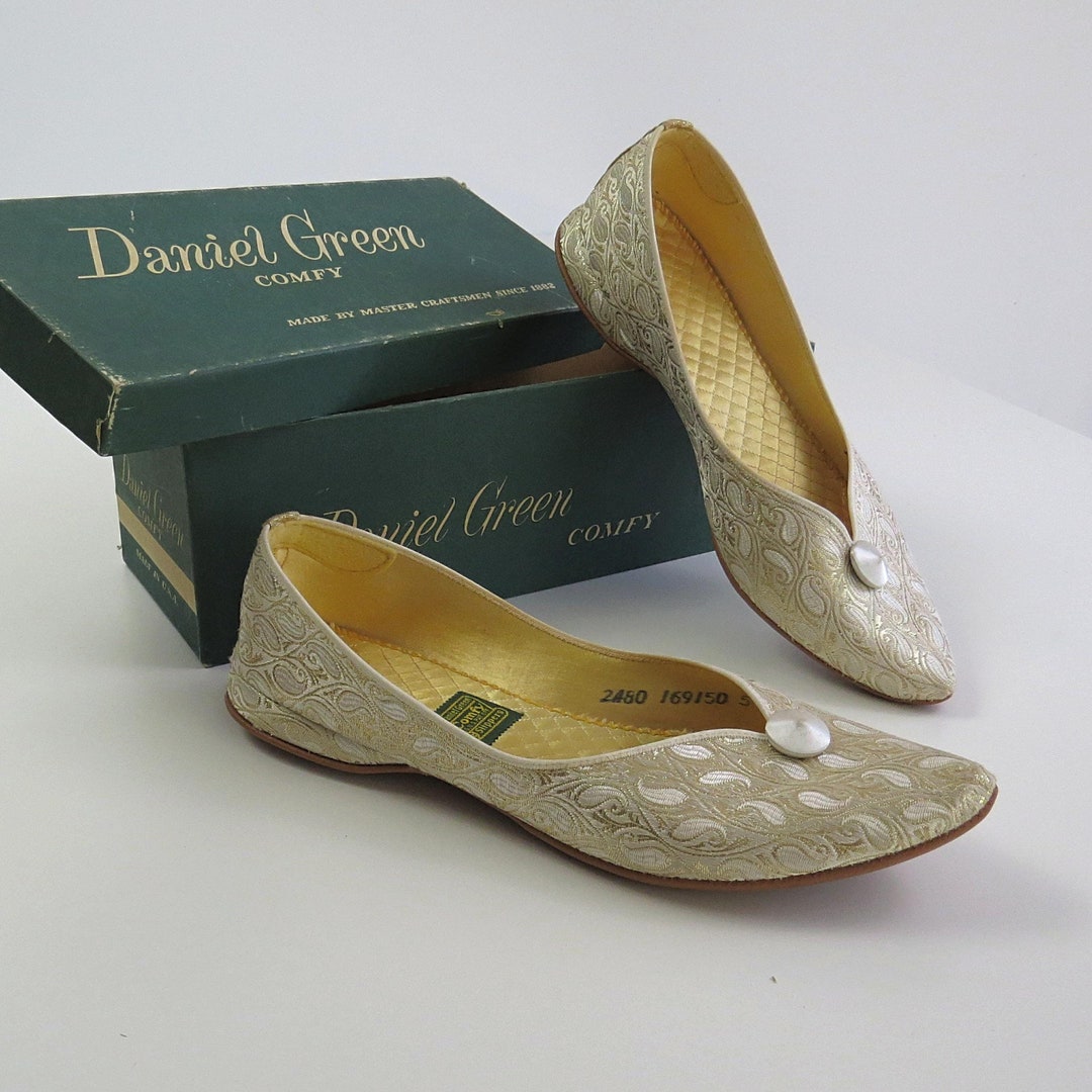 Vintage 1960s Harem Boudoir Slippers & Box - Daniel Green Comfy - SIZE ...