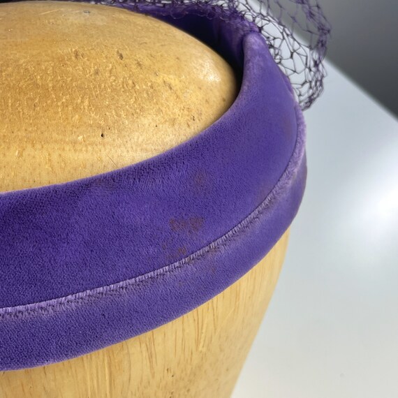Vintage 1950s Velvet Open Crown Halo Hat & Birdcage V… - Gem
