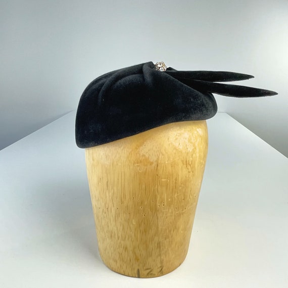 Vintage 1940s Rare Velour Dumpling Tilt Hat - 40s 50s… - Gem