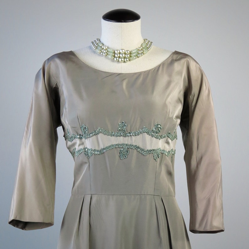 Vintage 1950s Dove Grey Taffeta Bustle Midi Sheath Dress - SIZE M to L ...