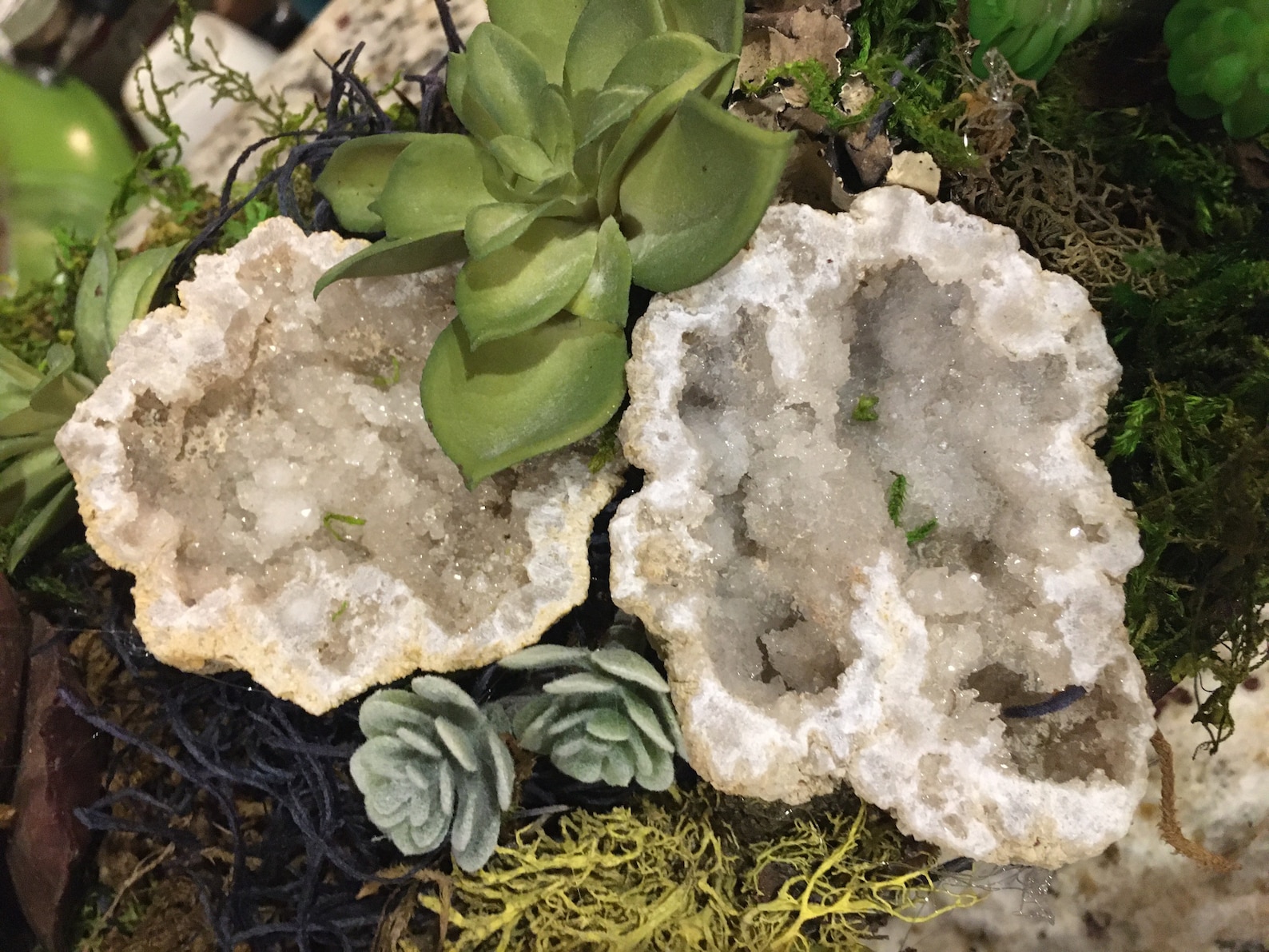 One Diamond Saw Cut Geode 2 Half Moroccan Druzy - Etsy