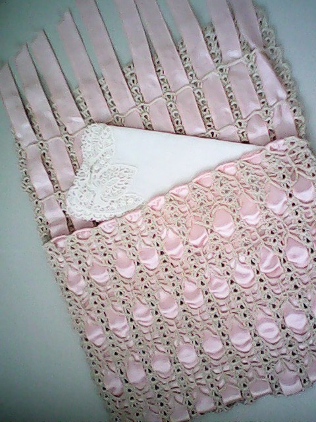 LACE HOLDER +HANDKERCHIEF 1950s Feminine Delight - Etsy