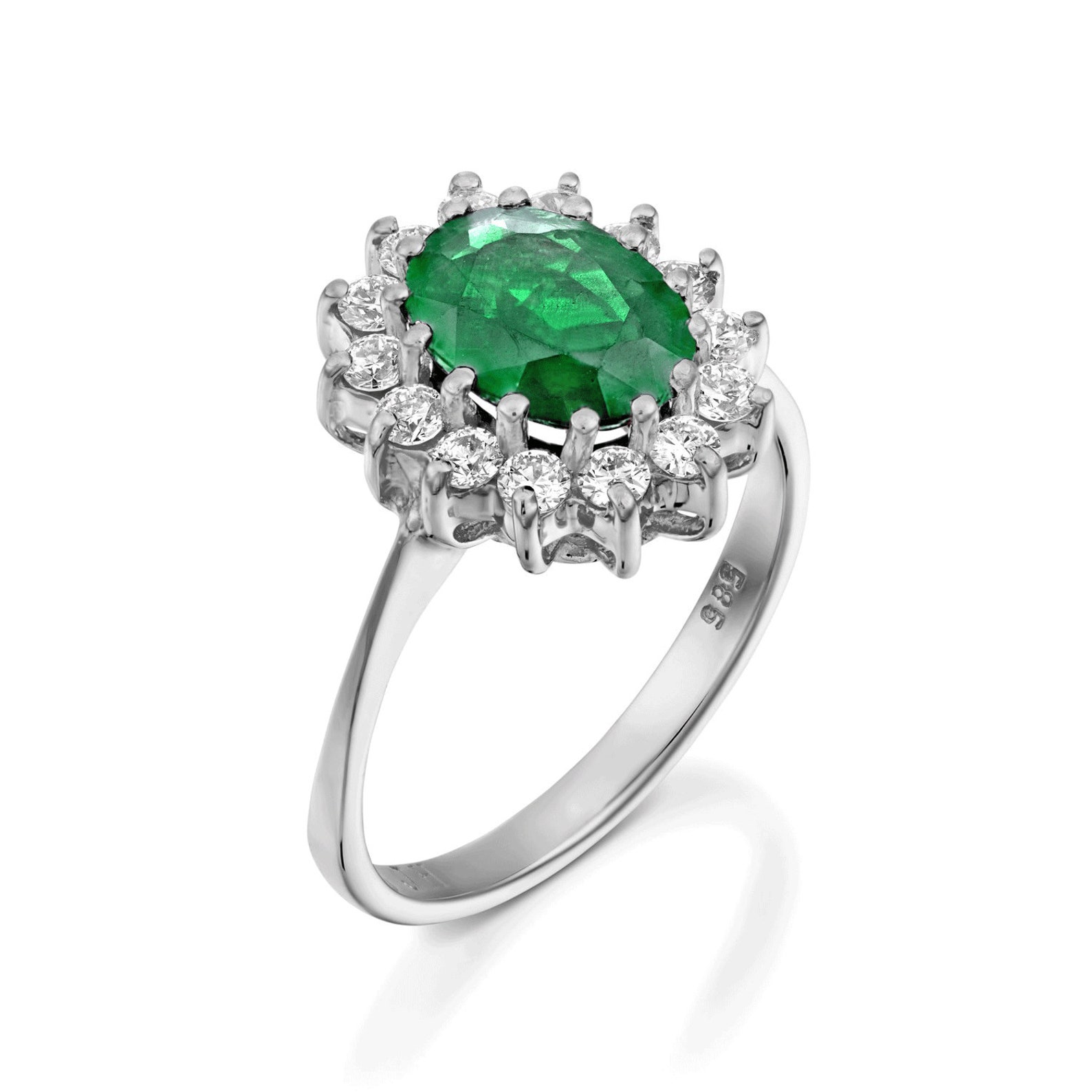 Vintage Halo Oval 1 Carat Green Emerald and Diamond Ring, Princess ...
