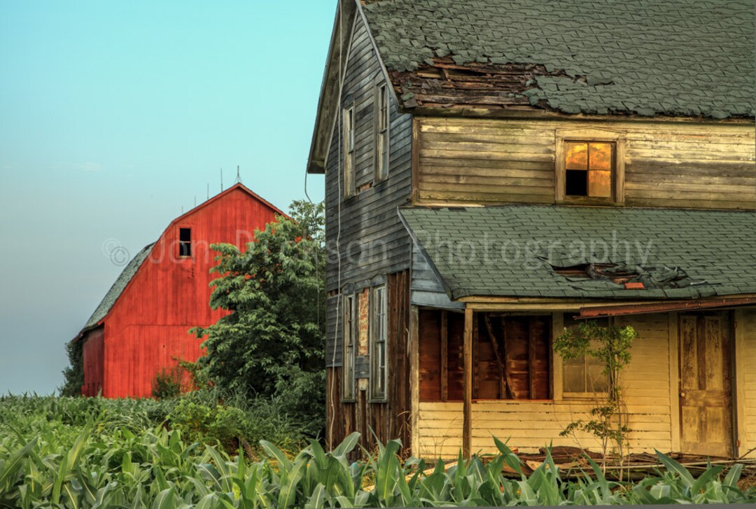 Abandoned Farmhouse With Barn - Barn Photography, Barn Photo, Rustic ...