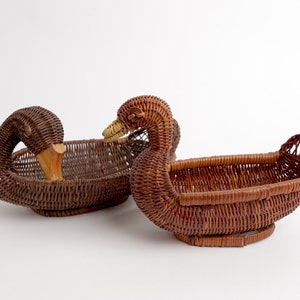 Vintage Pair of Wicker Duck Baskets, Fall Decor Thanksgiving ...