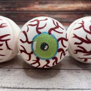 Eyeball Bath Bomb | Halloween Party Favors for Kids, Black Cherry Scent ...