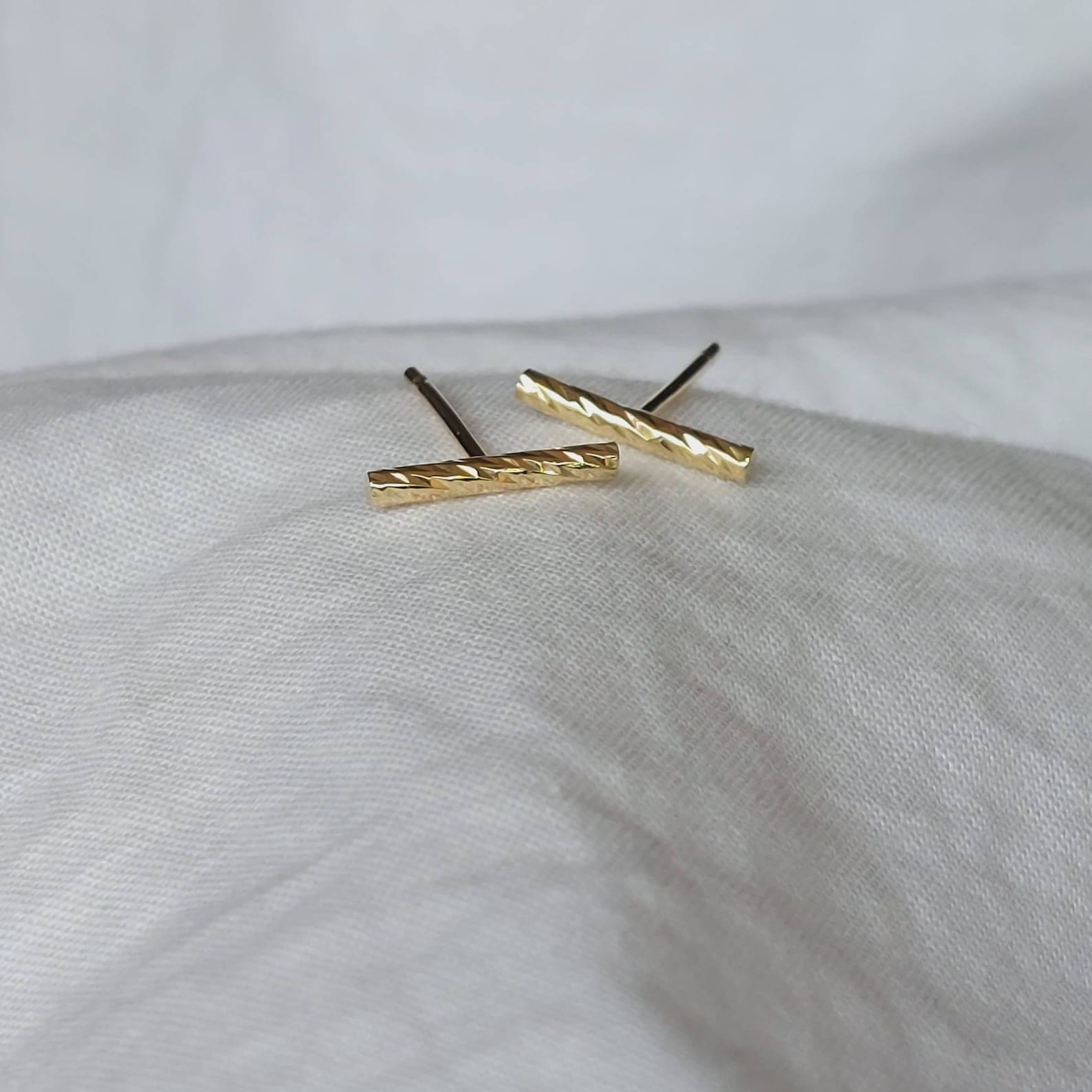 9ct Gold Bar Studs Solid Gold Line Studs Minimalist Gold - Etsy