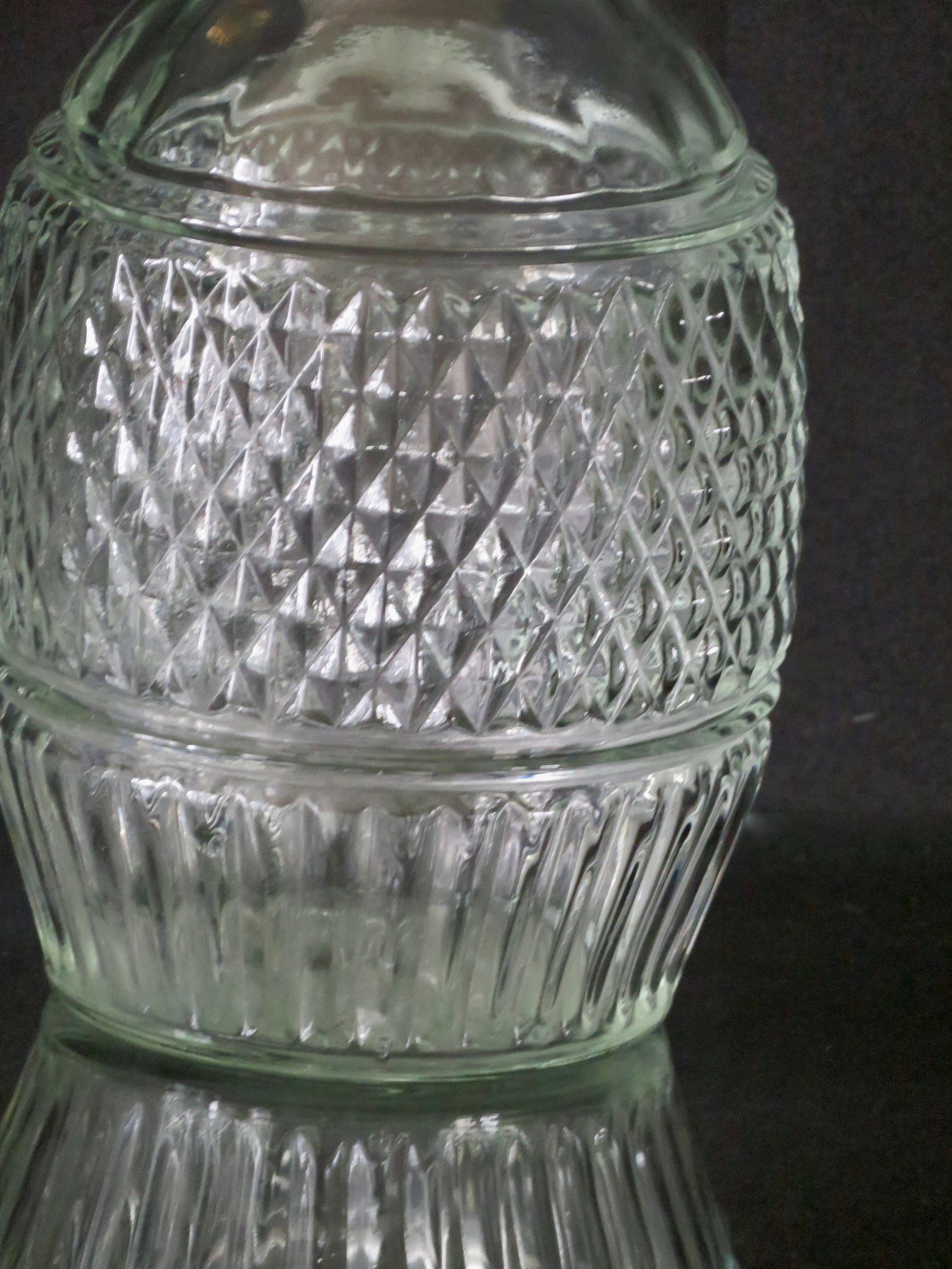 Mogan David 1975 Marked Concord Wine Limited Edition Bottle Decanter ...