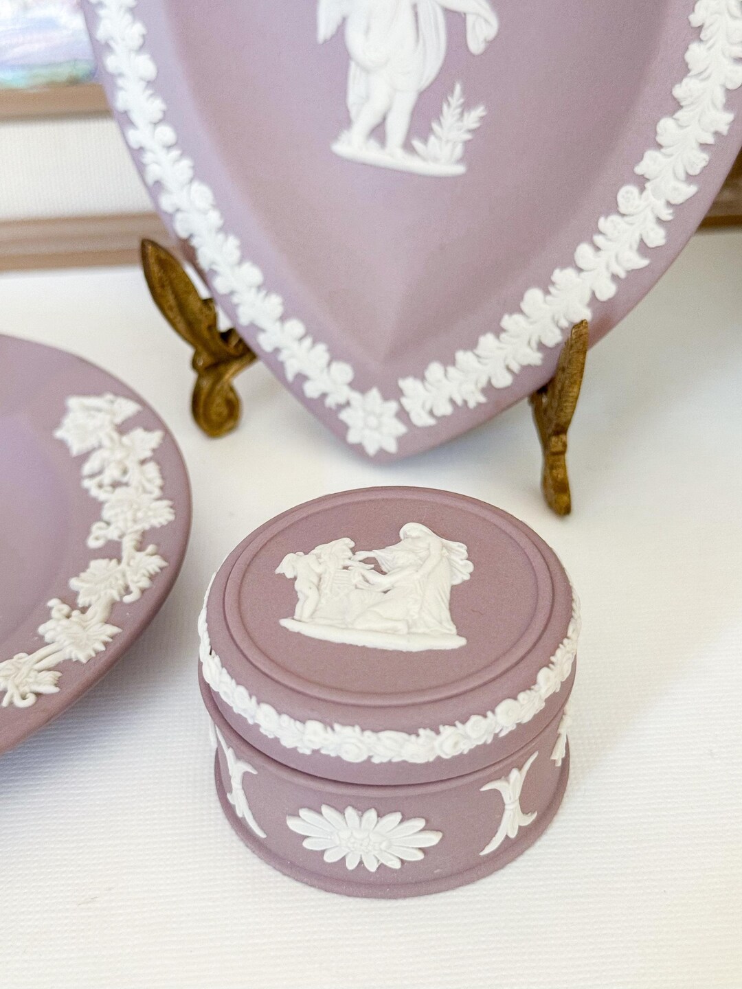 Lilac Wedgwood Jasperware Mini Round Pill Box Made in England ...