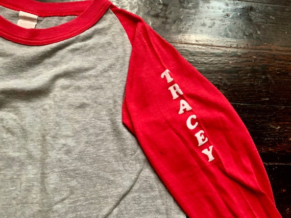 vintage 80s gray red TRACEY ringer raglan baseball t-… - Gem