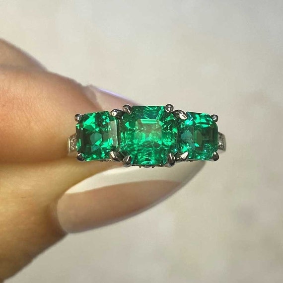 No Oil Emerald Cut 18K Gold Diamonds Ring ICL Certifi… - Gem