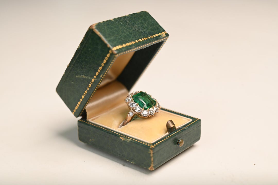 3.50center-ct Emerald and Diamond Ring. Emerald Cut With Green ...