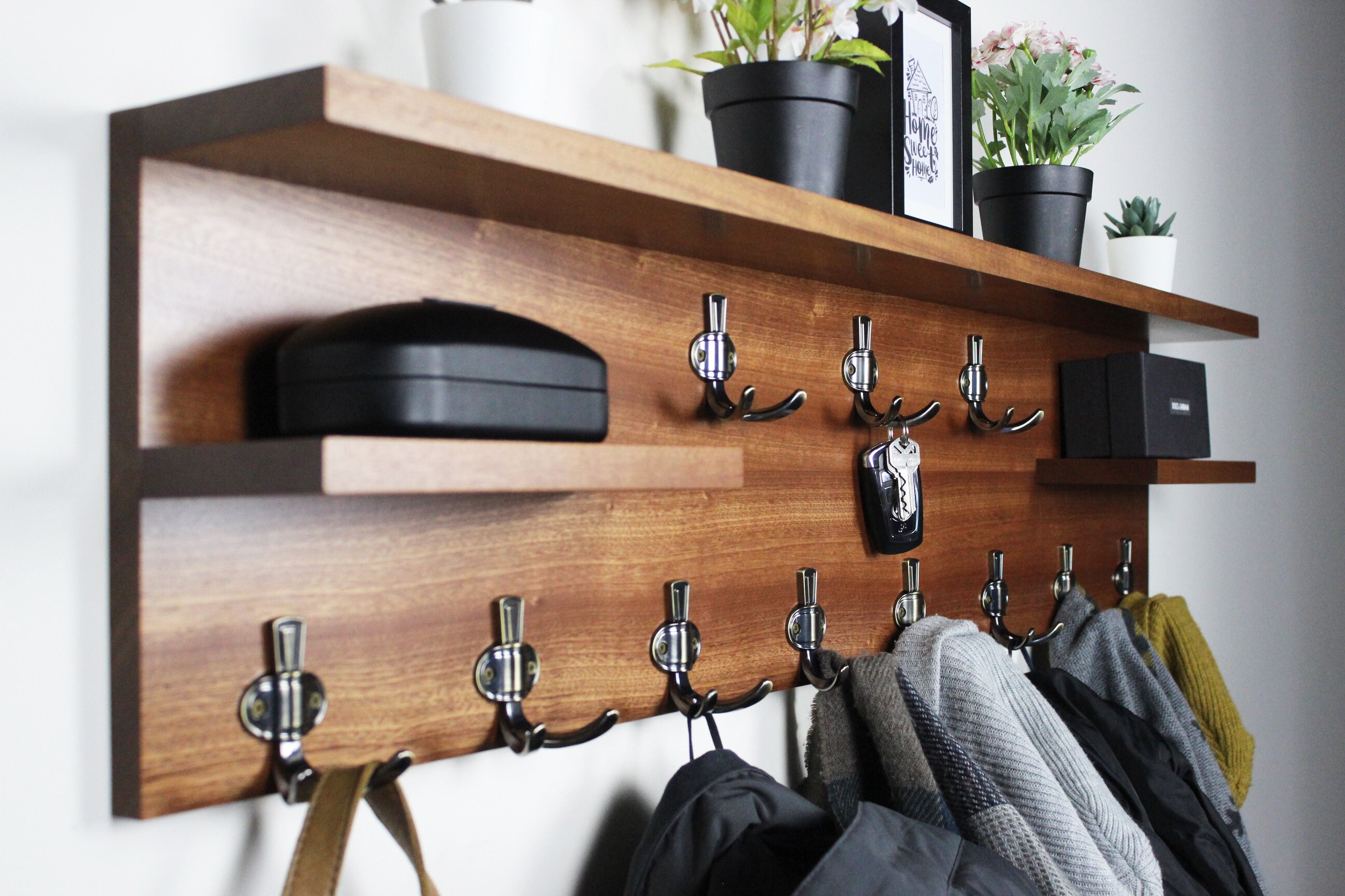 Custom Coat and Key Storage Handmade Entryway Organizer - Etsy Canada