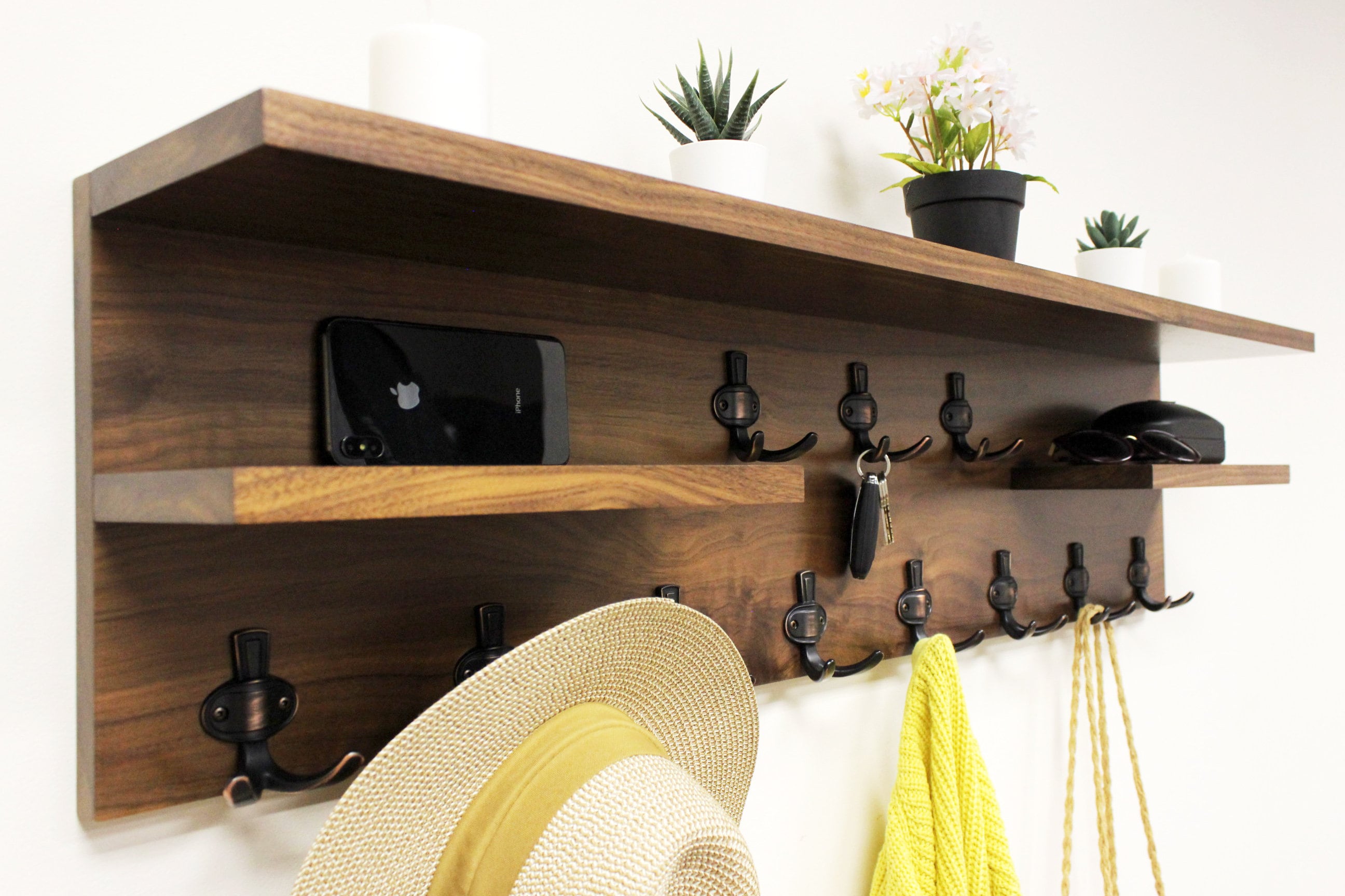 Custom Coat and Key Storage Handmade Entryway Organizer - Etsy Canada