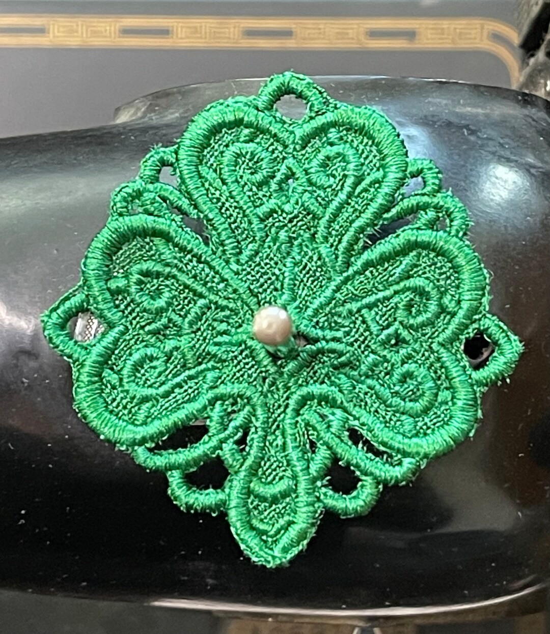 Clover Leaf Spool Pin Doily Machine Embroidered - Etsy